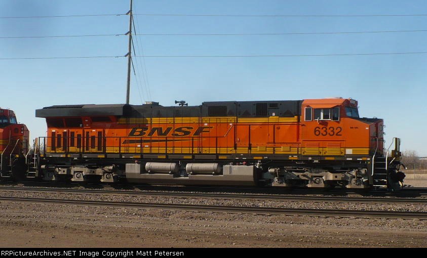 BNSF 6332